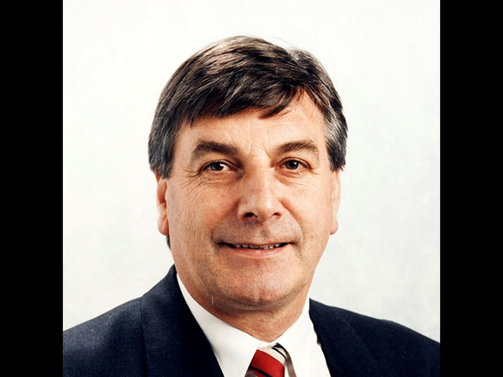 Robert Ian Knowles - Parliament of Victoria